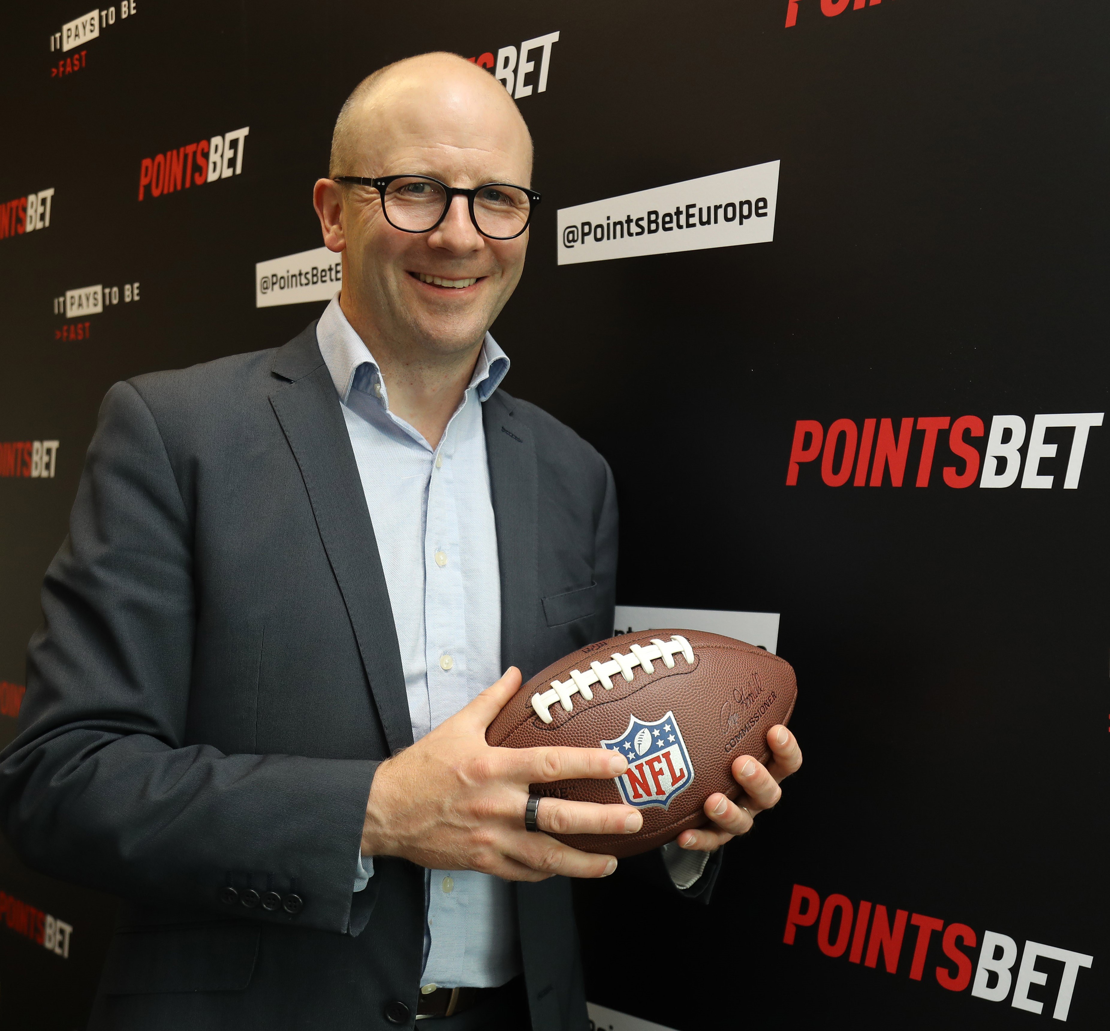 Graham Ross | One-Zero